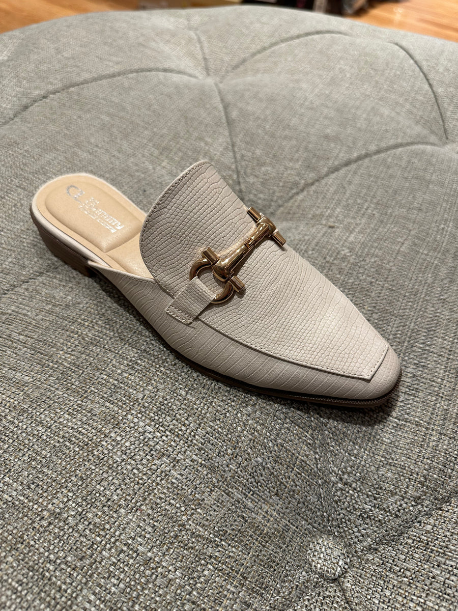 Score Dress Mule – Hey Nezzie Boutique